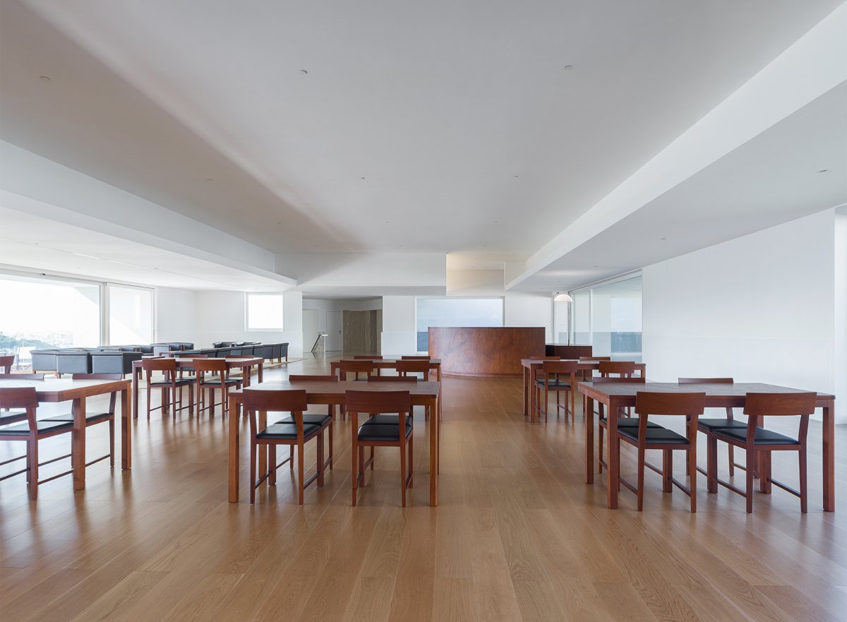 YINJISPACE - Alvaro Siza and Carlos Castanheira x Chia Ching House Taifong Golf Club